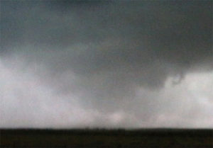 Day 3: Tornadoes, lightning and flooding in Texas - https://www.stormchasingusa.com