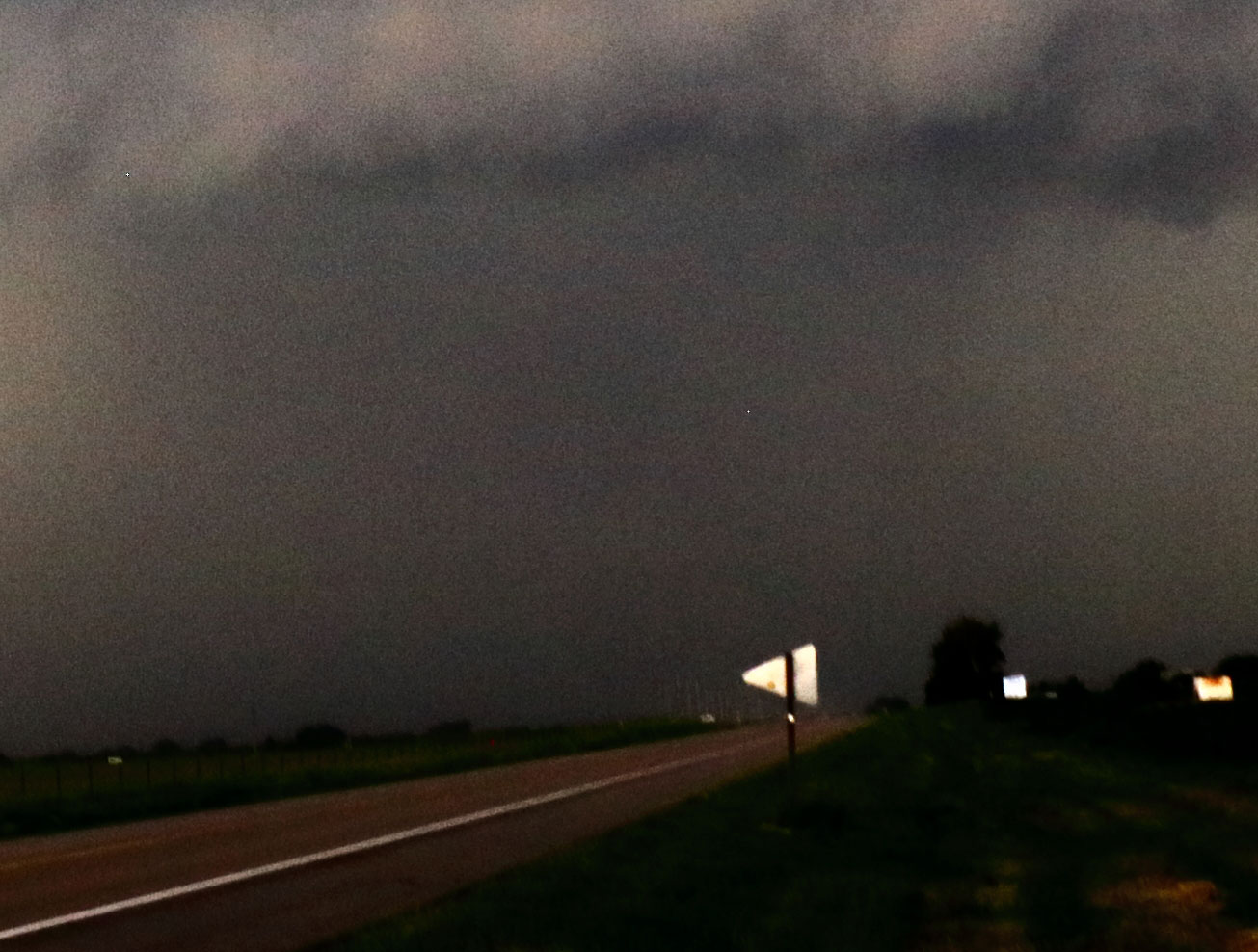 Day 11: Low contrast tornado and AMAZING mammatus - https://www.stormchasingusa.com